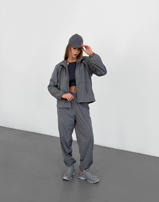 Джогери оверсайз з плащової тканини сірі купити в Києві Штани Спортивні штани в магазині